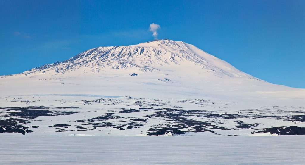 Mount,Erebus,,Antarctica.,Panoramic,Composite. | Good Nature Travel Blog